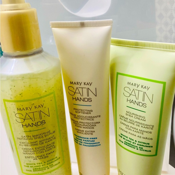 Mary Kay | Bath & Body | Mary Kay Brand New Satin Hands Hand Set | Poshmark